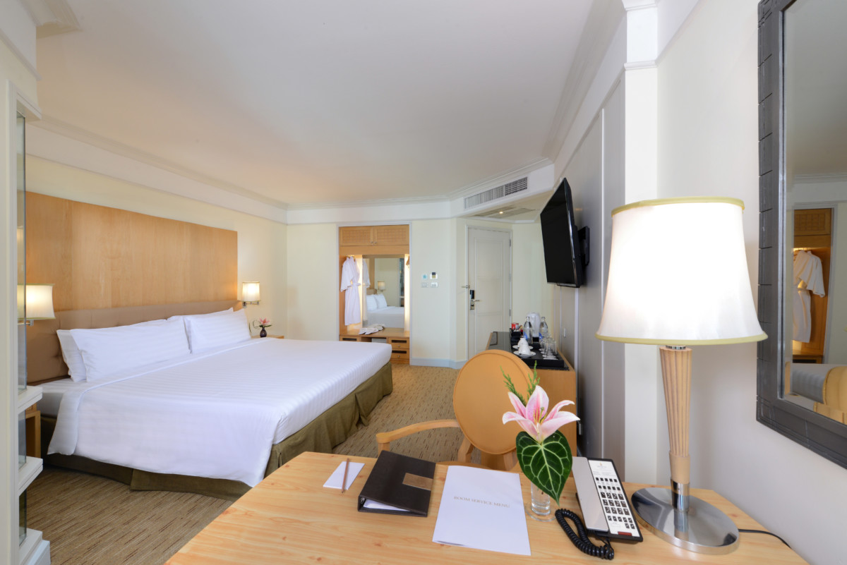 ACCOMMODATIONS - Deluxe Room Bangkok Hotel - Miracle Grand Convention Hotel